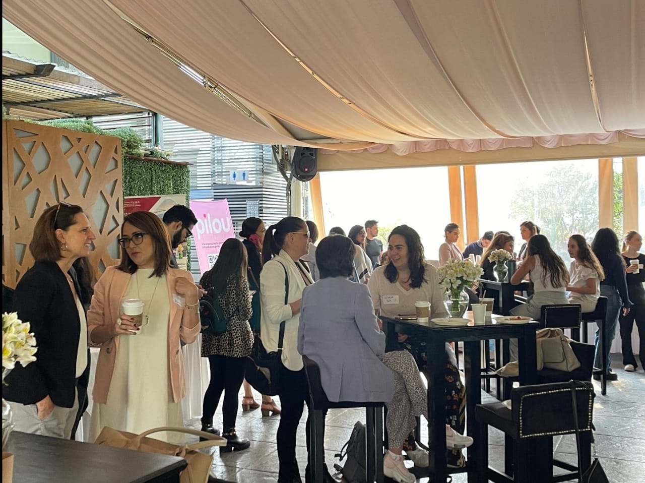 Synde celebra su primer aniversario - Mundo Ejecutivo